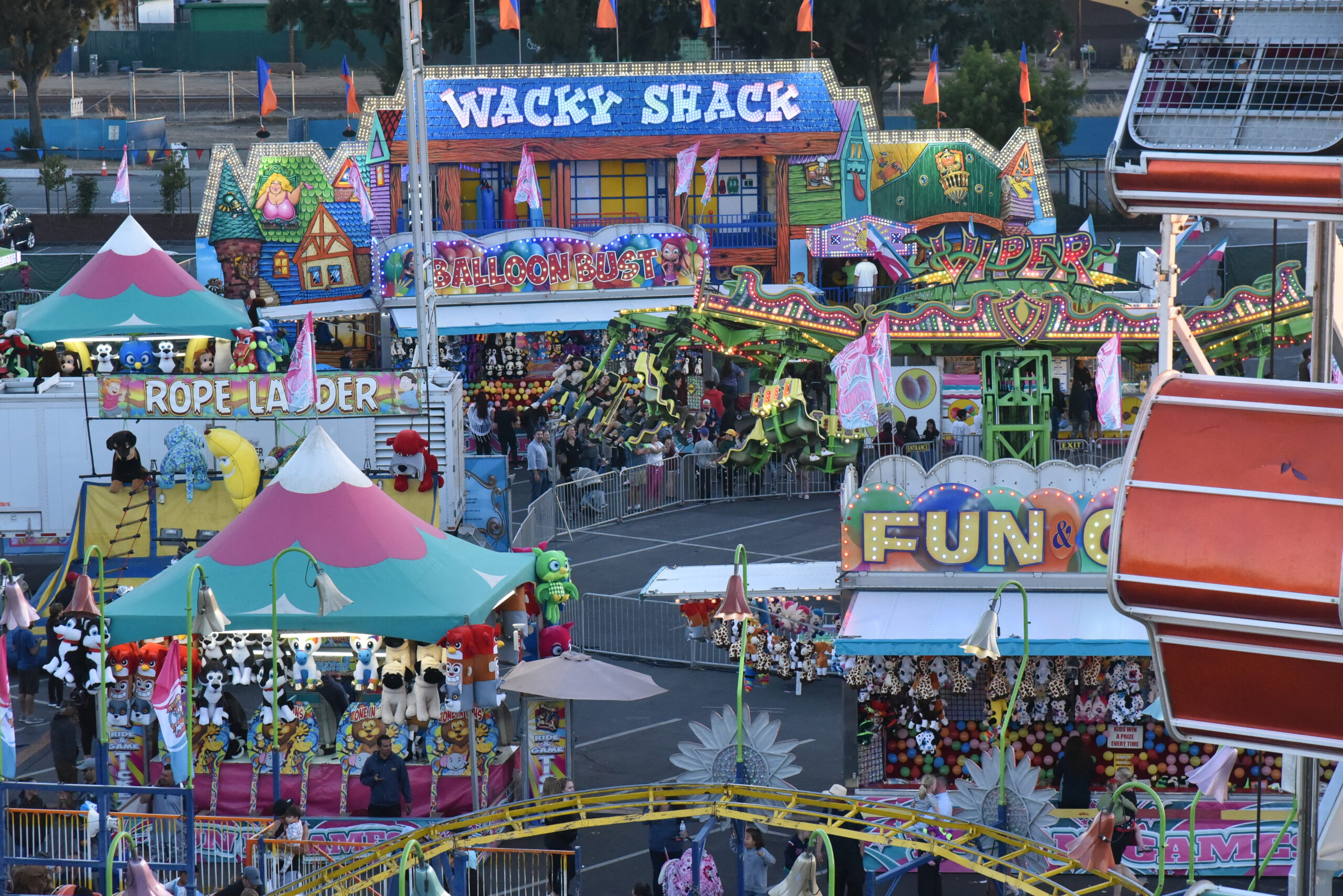 County fair opens with free entry for those who get vaccinated on-site ...