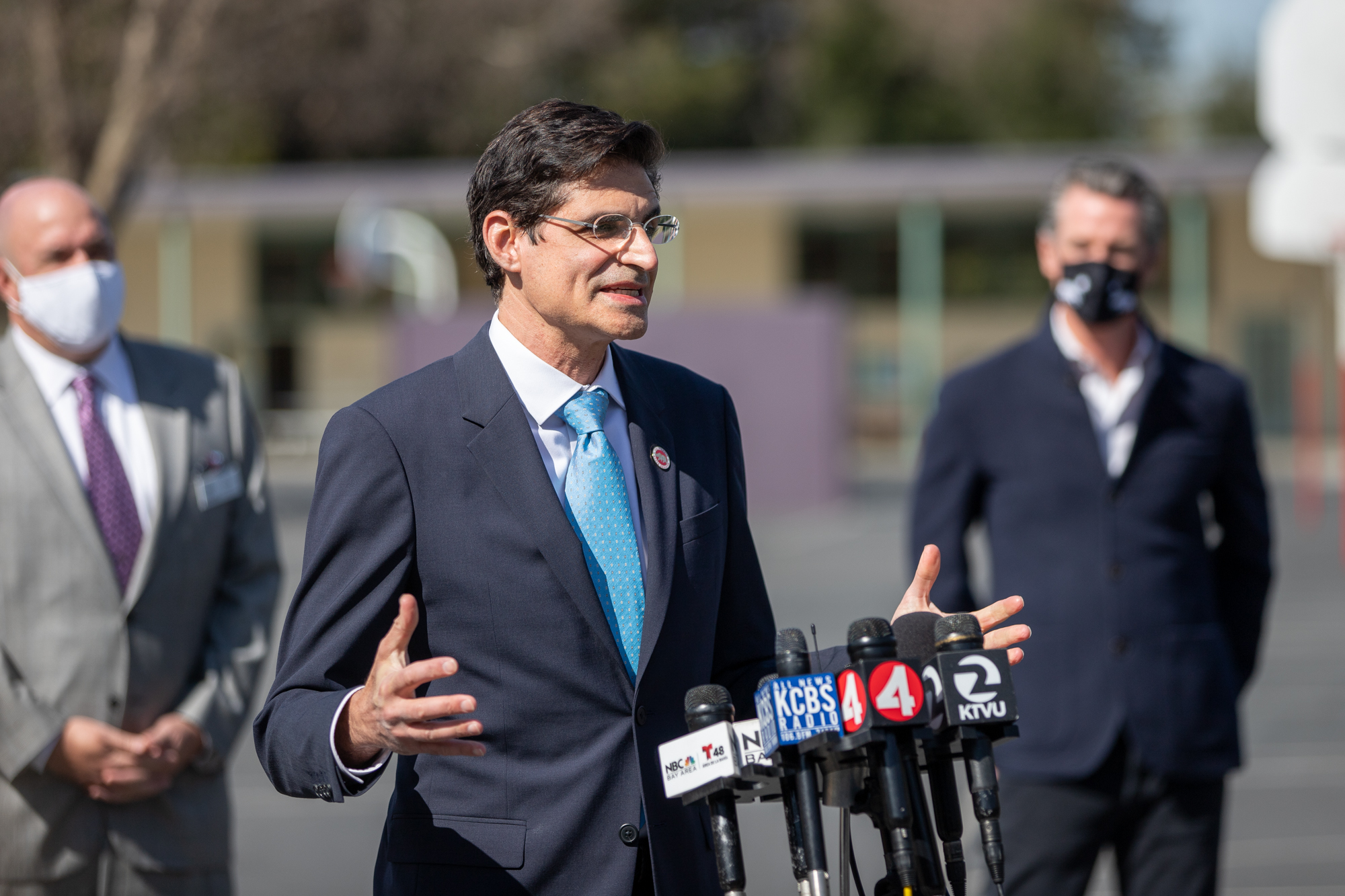 Becker bill looks to transform parking lots into energy generators ...