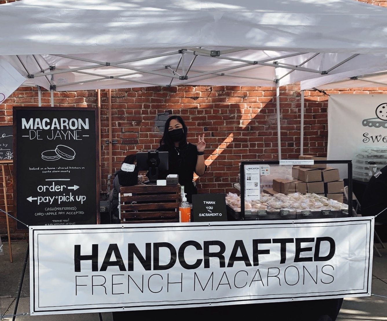 Meet the baker infusing new flavors into traditional French macarons ...