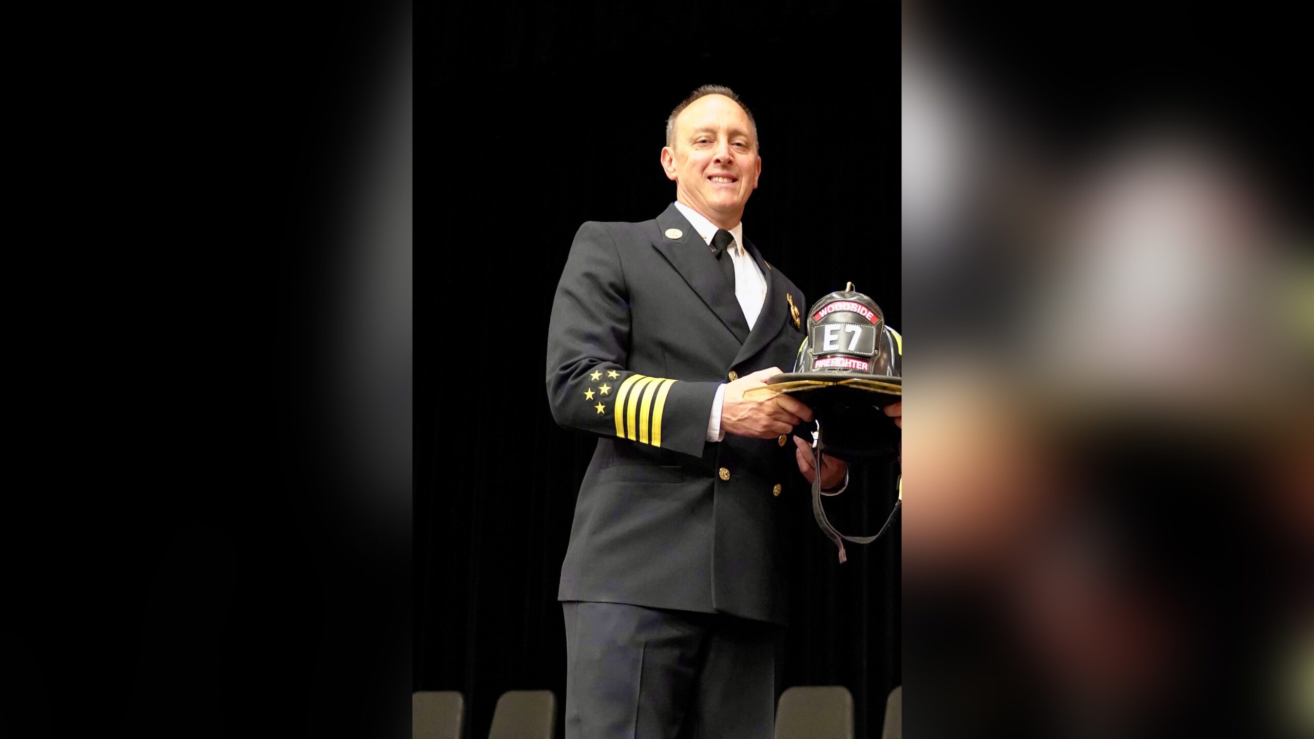 A familiar face takes on Woodside fire chief role - The Almanac