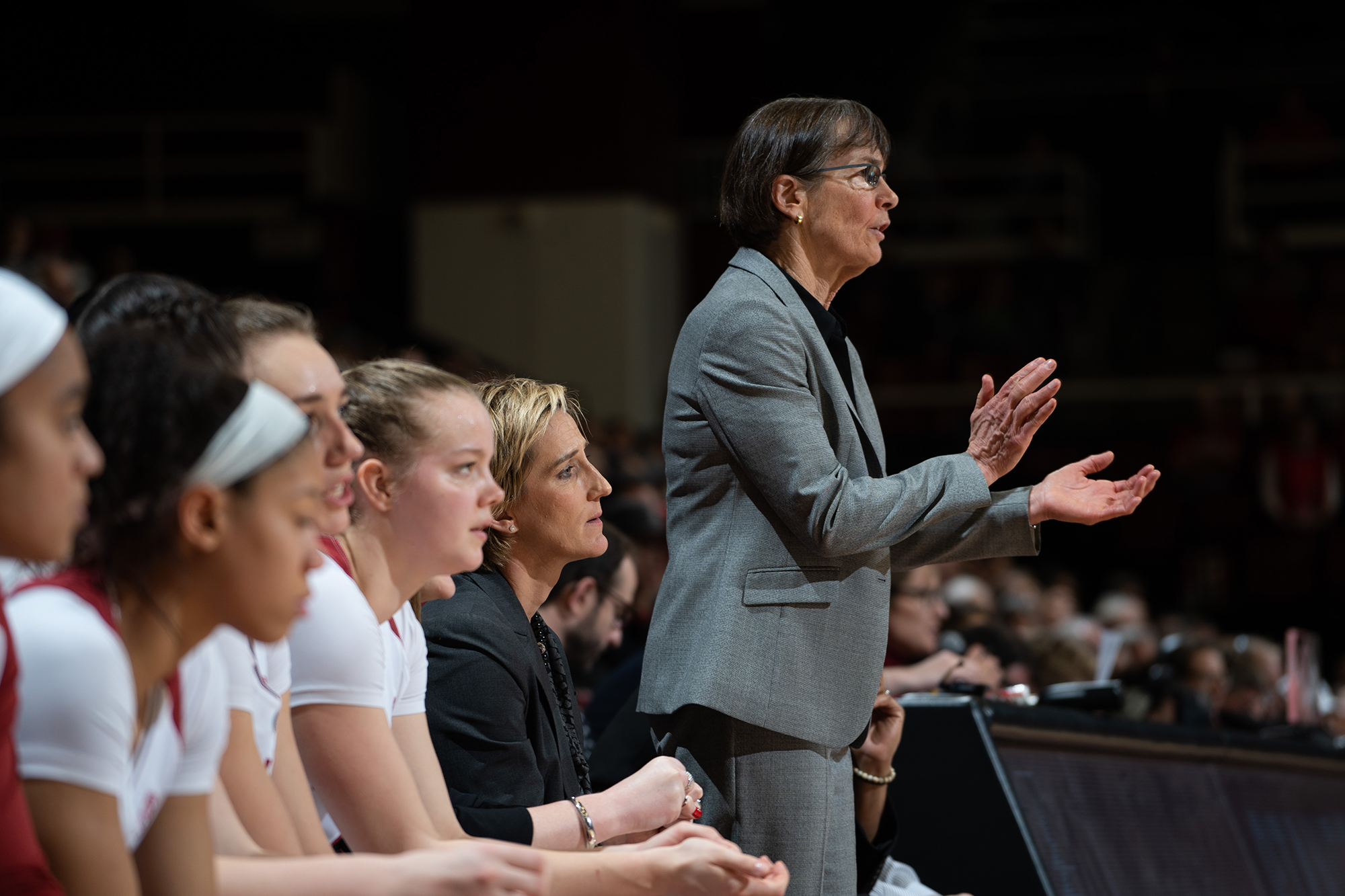 Tara VanDerveer, who set NCAA record for wins, announces retirement ...