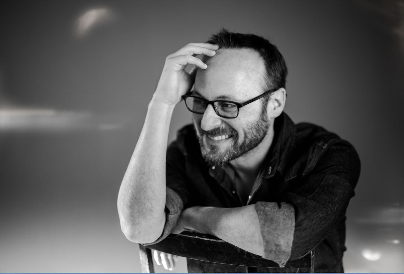 Arts briefs: Singer-songwriter Robby Hecht, writer mimi tempestt, Dom ...