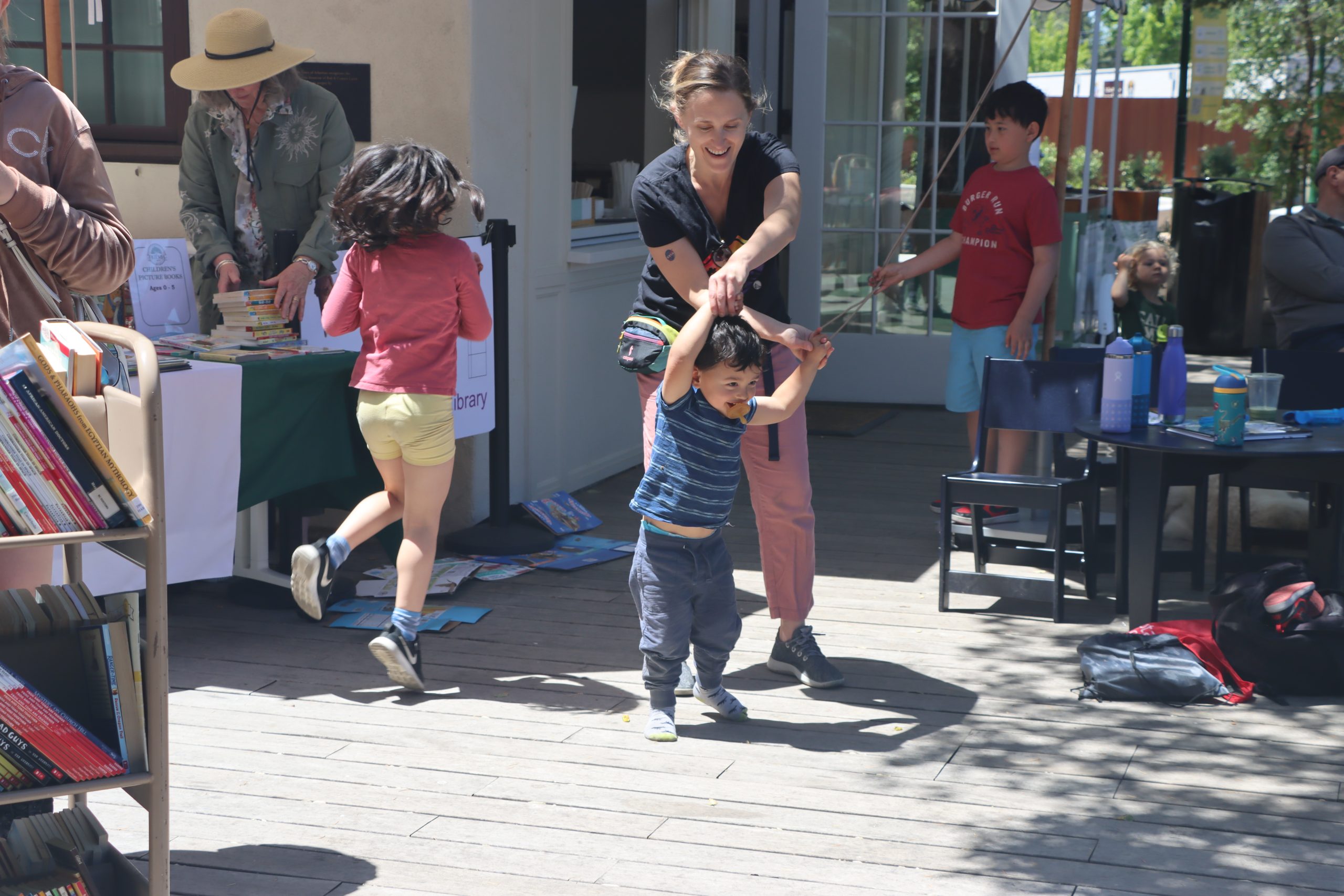 San Mateo County Libraries brings summer learning outdoors - The Almanac