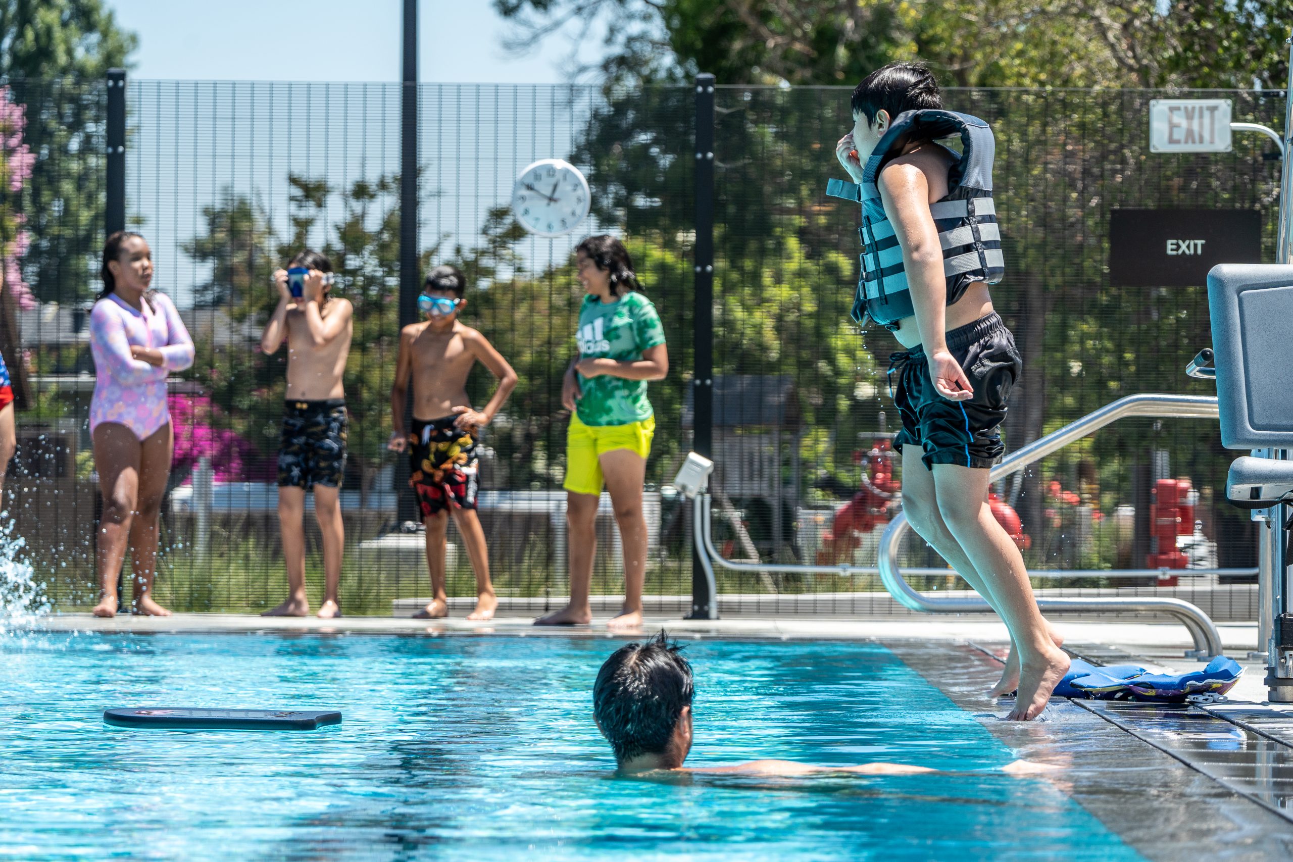 Fewer splash in Menlo Park pools despite new investments - The Almanac