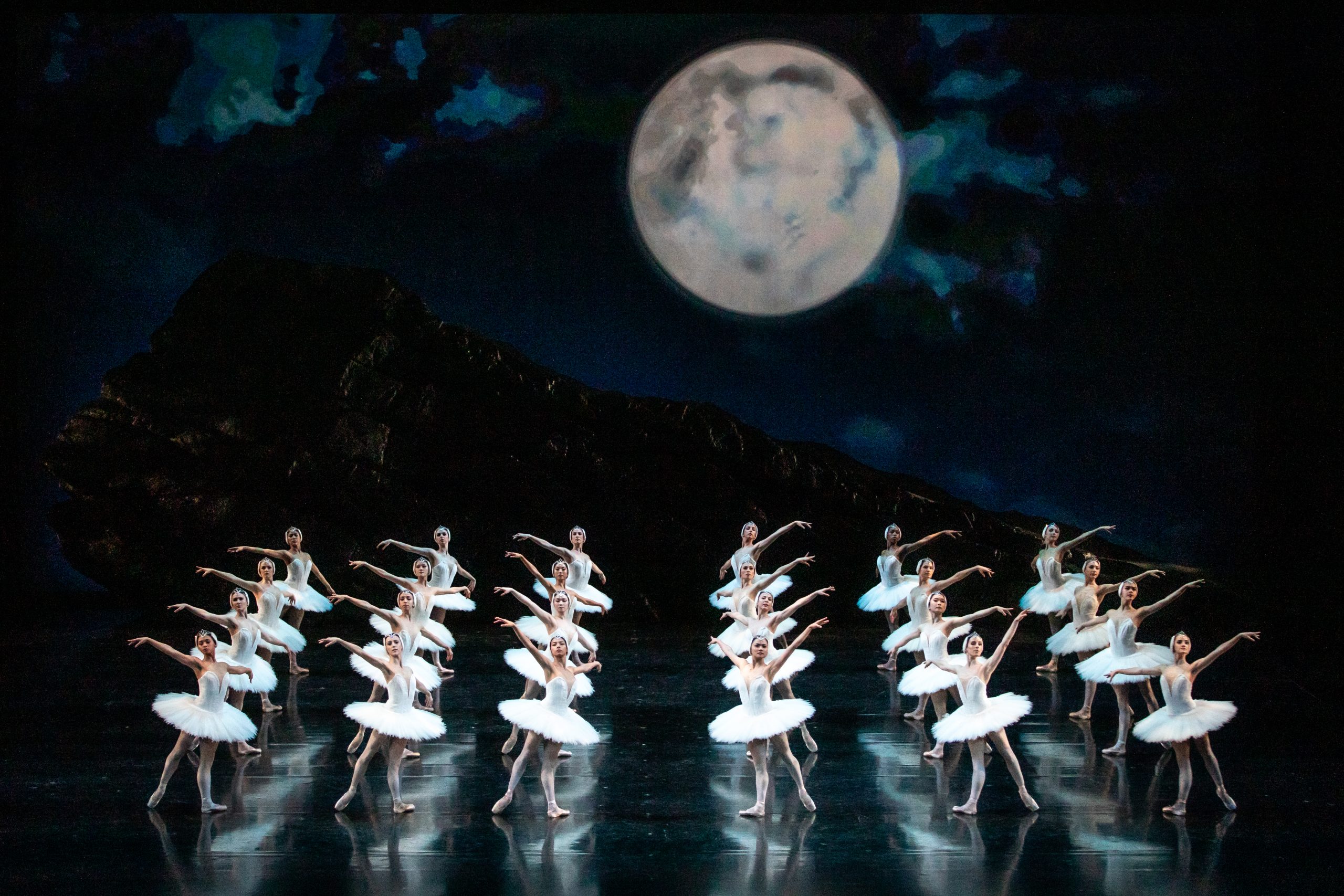Spinning under the stars: San Francisco Ballet brings dance to Frost's ...