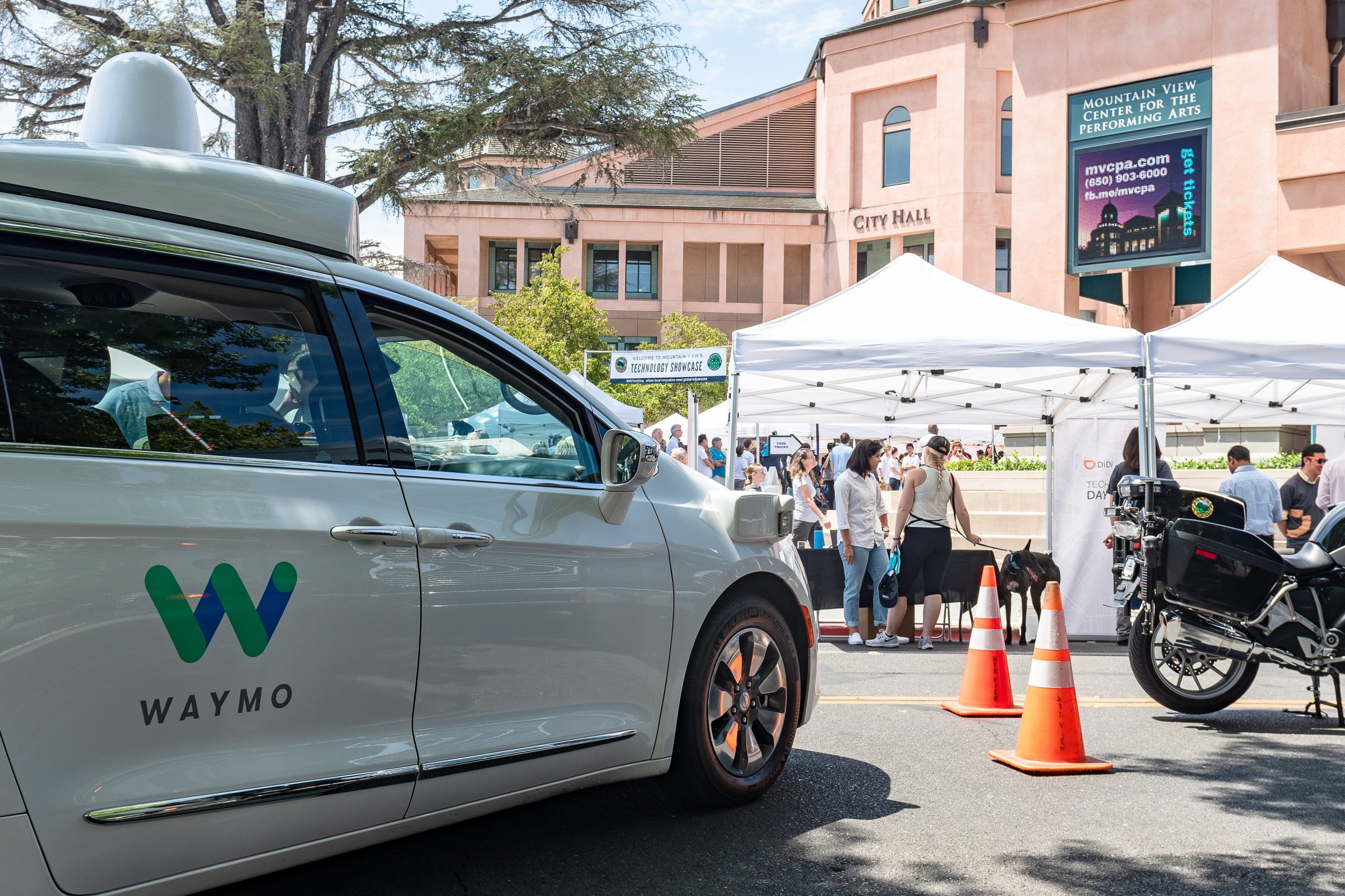 Waymo expands self-driving taxi service to parts of Palo Alto, Menlo ...