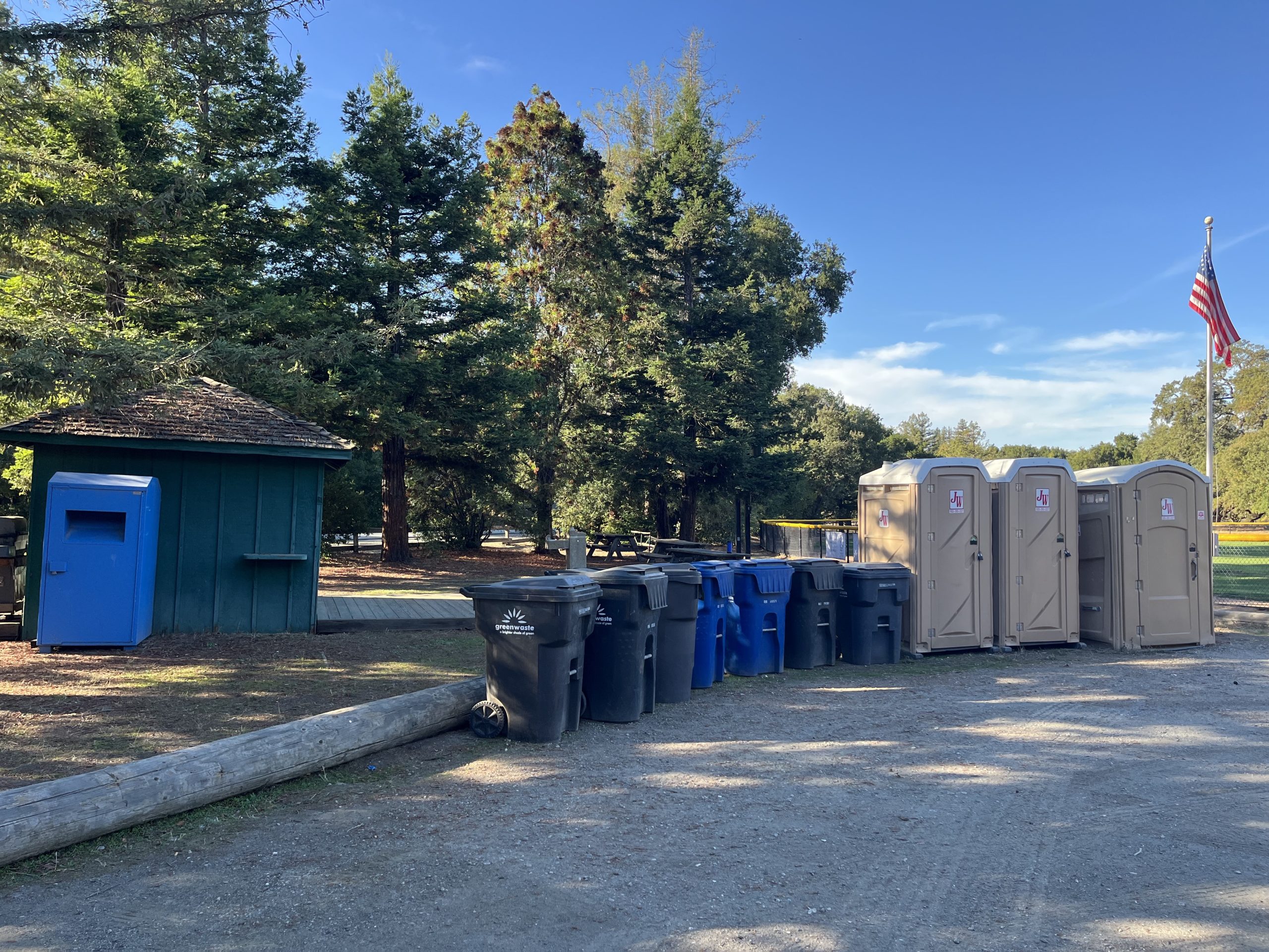 Portola Valley plans new Ford Field restroom and snack shack - The Almanac