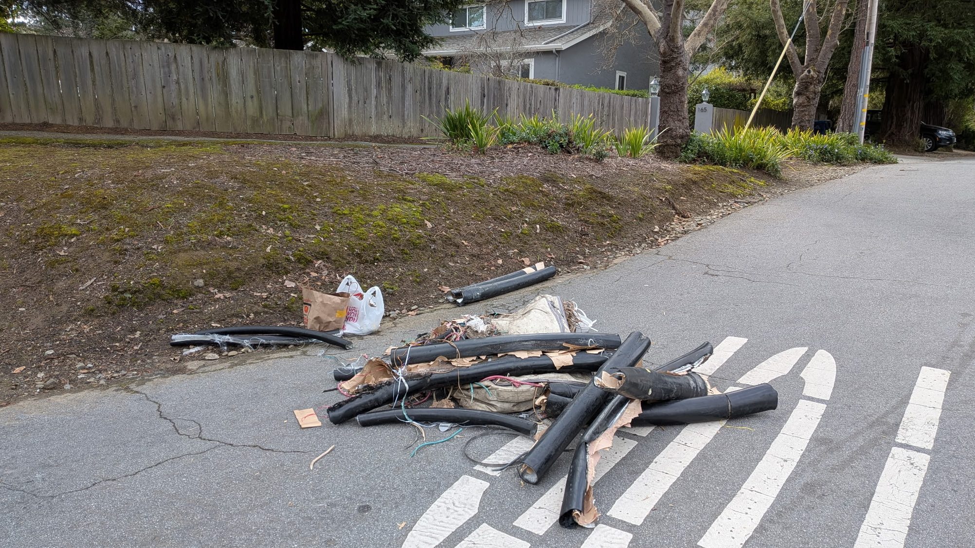 Copper-stealing crooks cause phone and internet outages in Portola ...